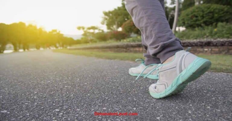 How Long is 2 Miles? 10 Common Comparisons - Dimension Level