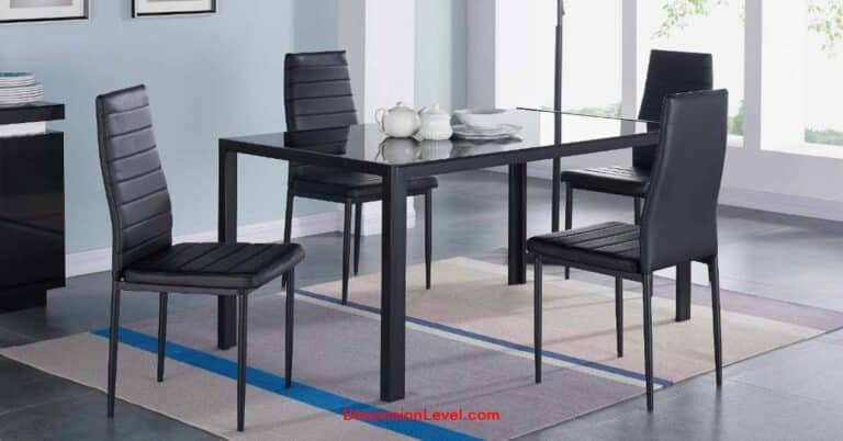 12 Things That Have an Area of 10 Square Feet - Dimension Level